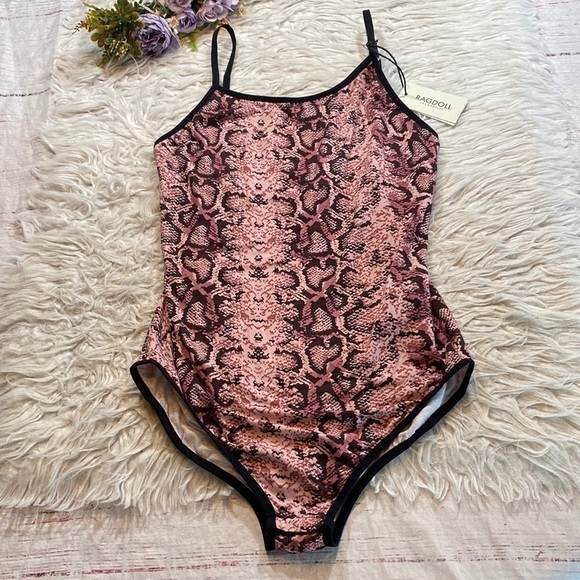 Ragdoll | Tops | Nwt Ragdoll La Python Bodysuit In Rose Python Sz L ...